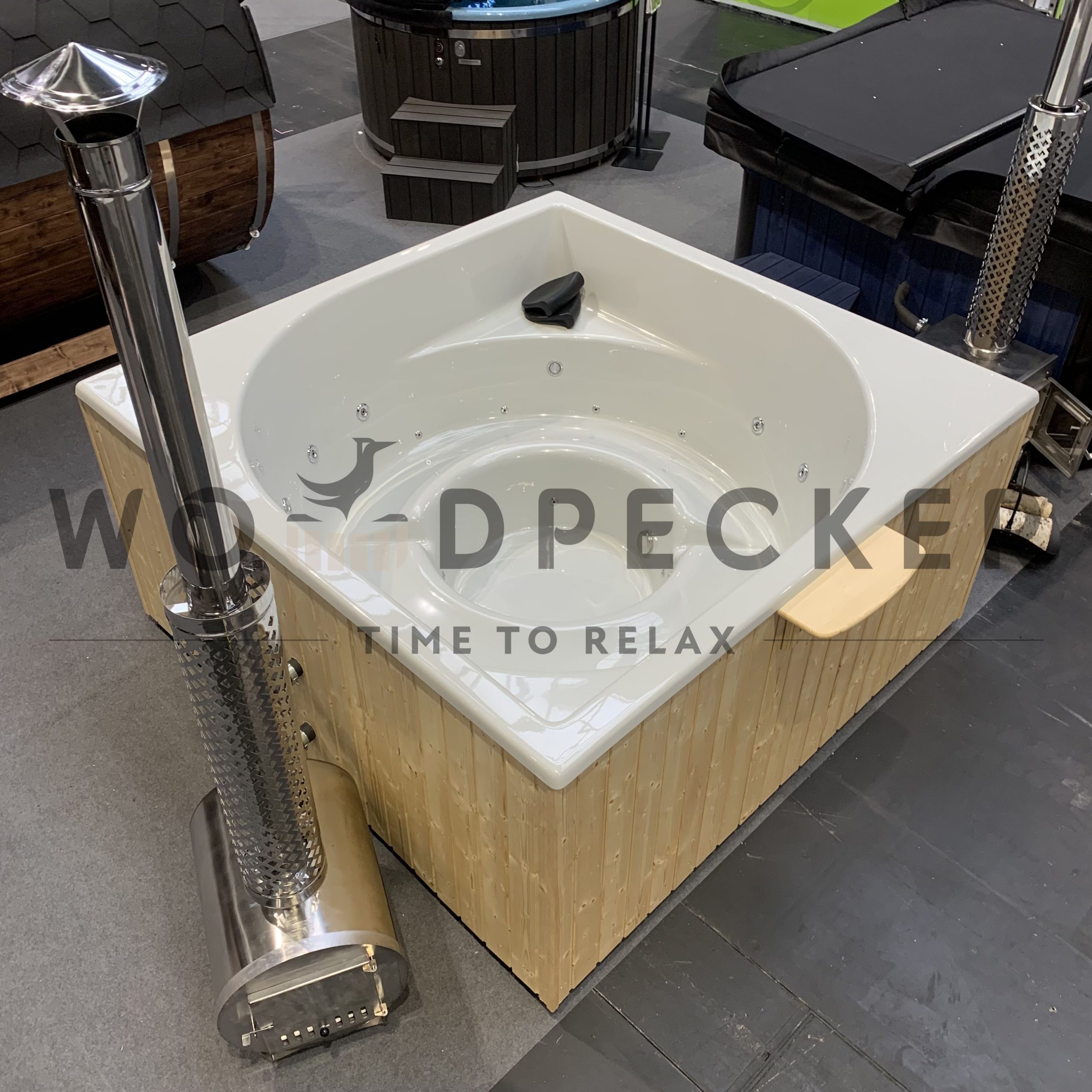 Hot tub - EYE / hot tub production - woodpecker hot tub